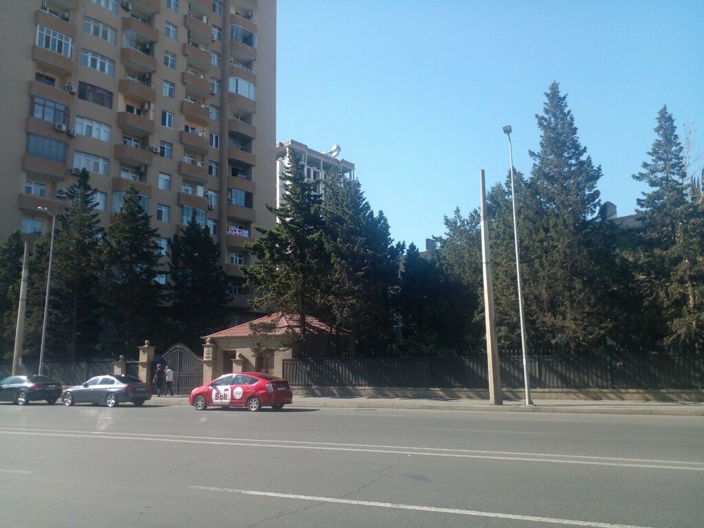 Yüksekokul Baki Humanitar Kolleci-Baki Medeni Maarif Texnikomu, Bakü, foto