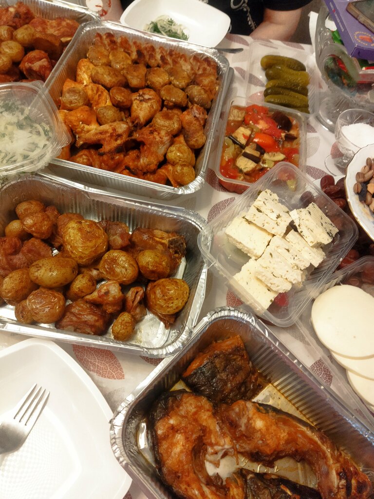 Hazır yemek teslim servisleri Shashlichnaya stolica, Balaşiha, foto