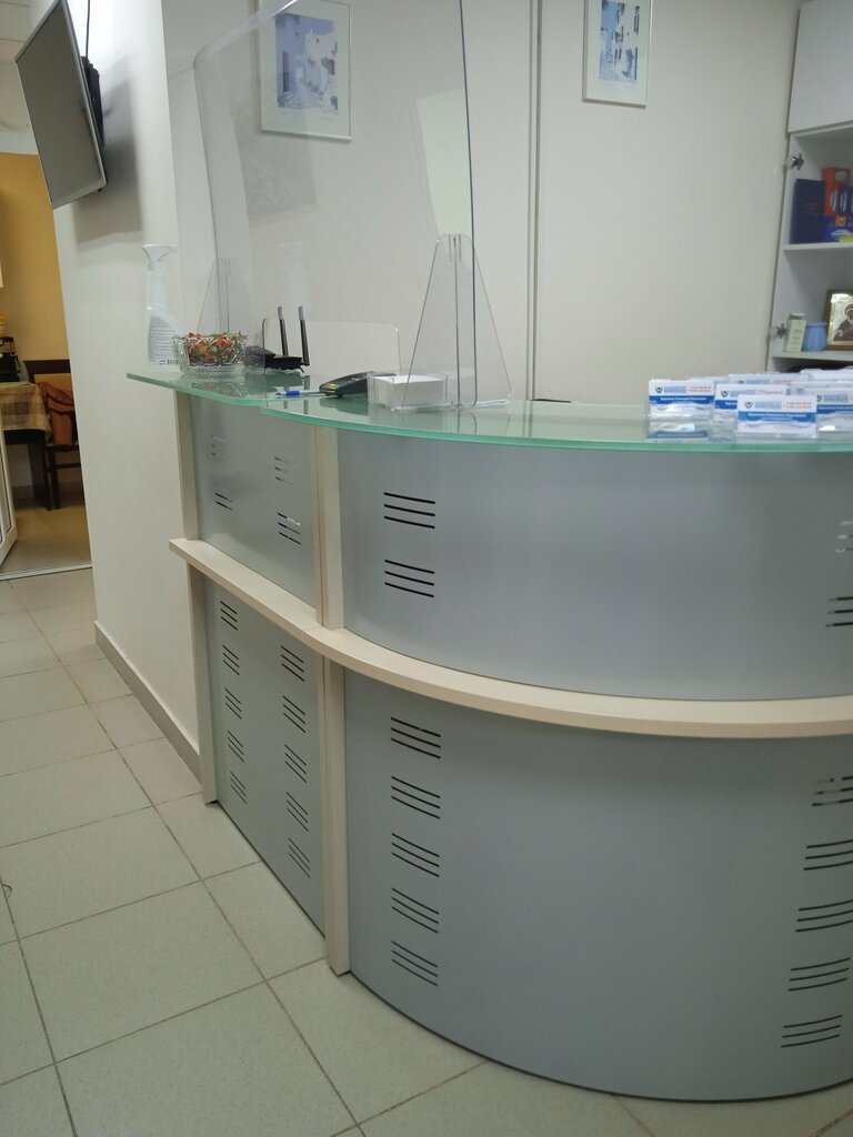 Tıp merkezleri ve klinikler Meditsinsky tsentr Aybolit, İstra, foto