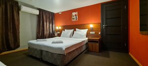 Avrora (Karl Liebknecht street No:7Б), otel  Irkutsk'tan