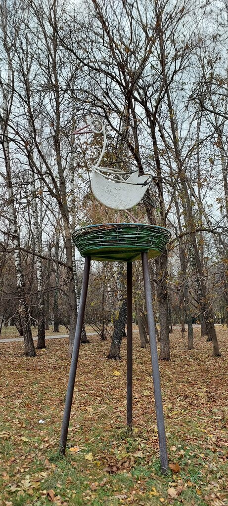 Park, sokak heykeli Аист в гнезде, Moskova, foto