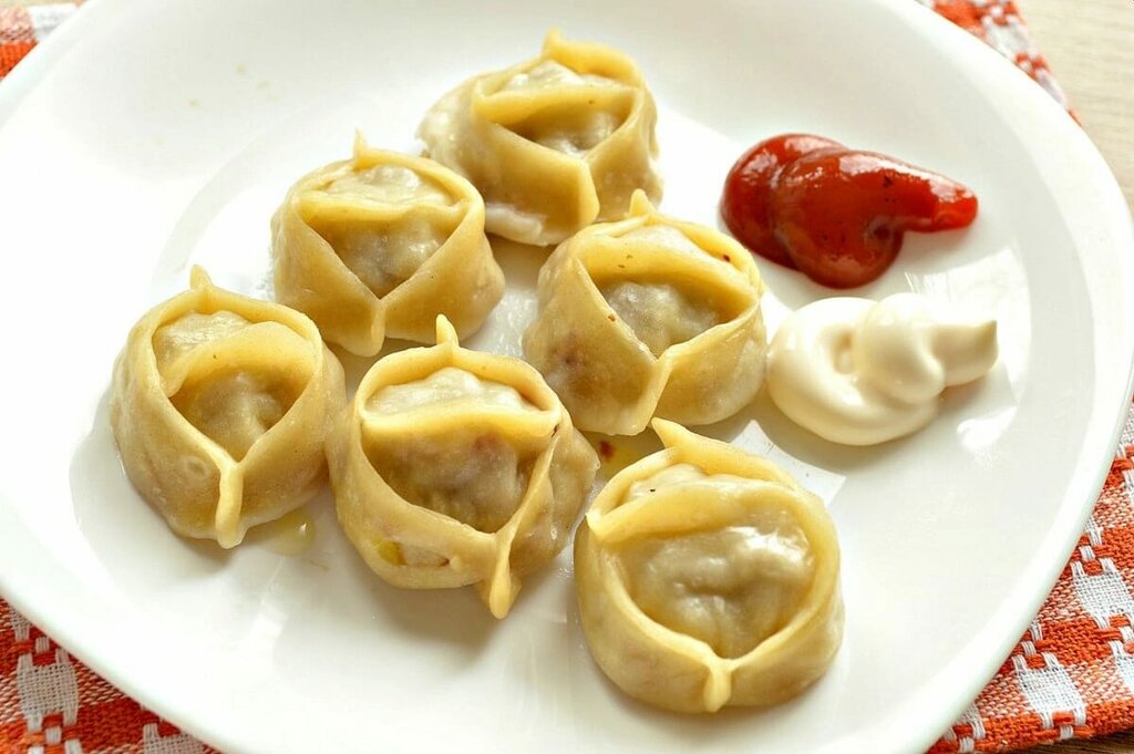 Dondurulmuş gıda firmaları Pelmeni Yard, Novosibirskaya oblastı, foto