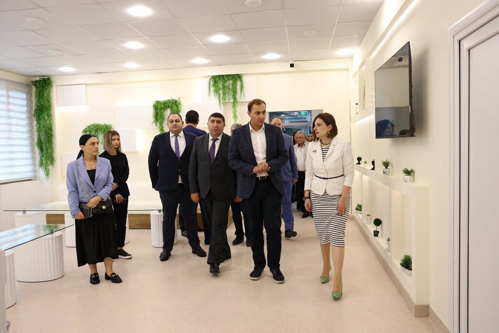 Tıp merkezleri ve klinikler Hümann, Erivan, foto