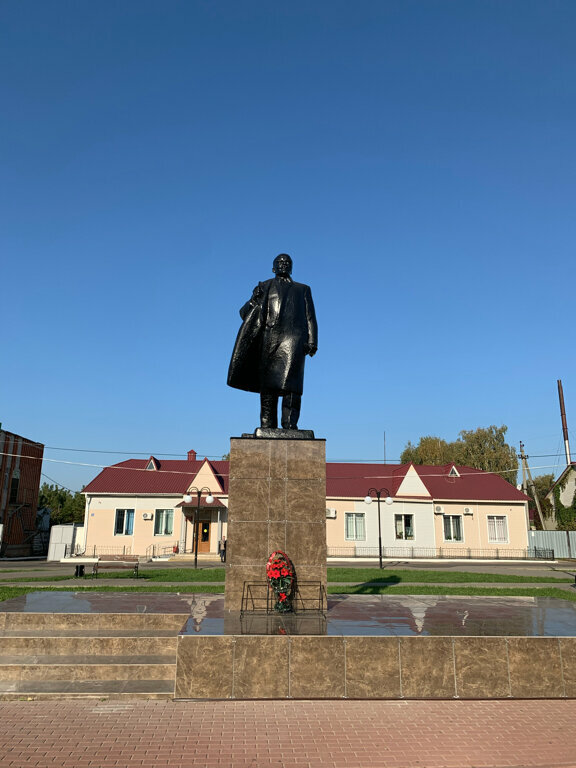 Anıt, heykel В.И. Ленин, Mglin, foto