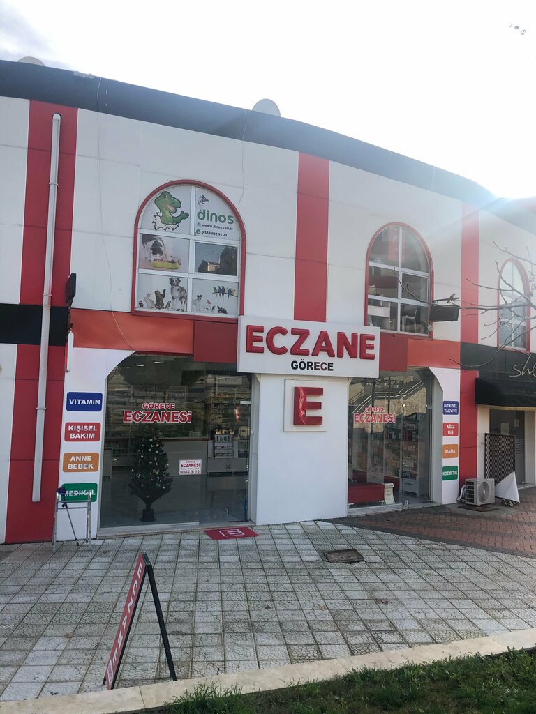 Eczaneler Görece Eczanesi, İzmir, foto