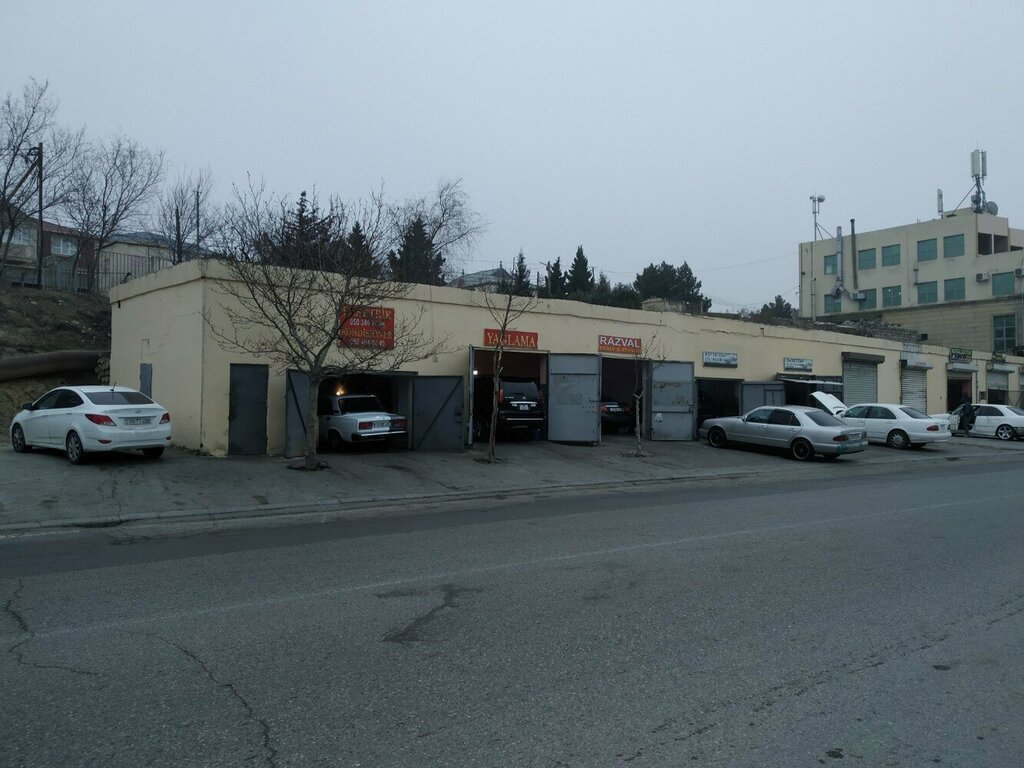 Otomobil yedek parçaları Car Lubricants, Bakü, foto