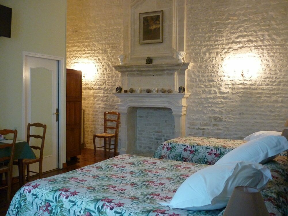 Otel Le Logis de Faugerit, , foto