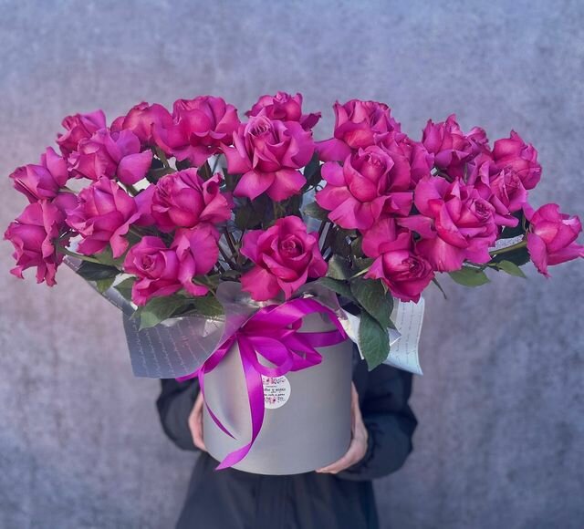 Çiçekçiler Flowers by the Park, Jambıl eyaleti, foto