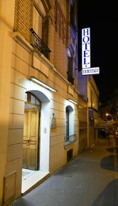 Hôtel Ermitage (Rue de l'Ermitage No:42b, 20e Arrondissement), otel  Paris'ten