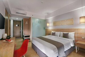Neo Plus Hotel by Aston, Legian - Kuta (Bali, Badung Regency, Kuta District, jalan Legian Gg. Troppozone), otel  Bali'den