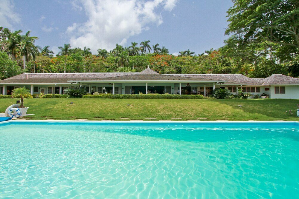 Otel Sea Island, 6br by Jamaican Treasures, Montego Bay, foto