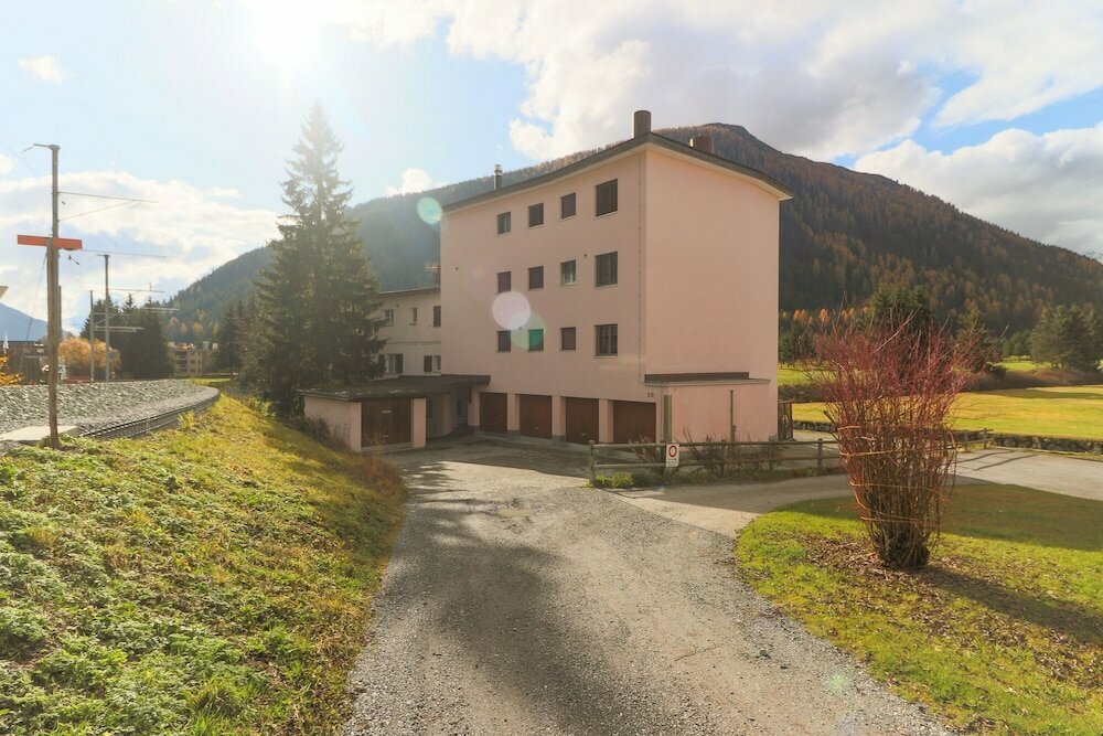 Otel Apartments Schmid, Davos, foto