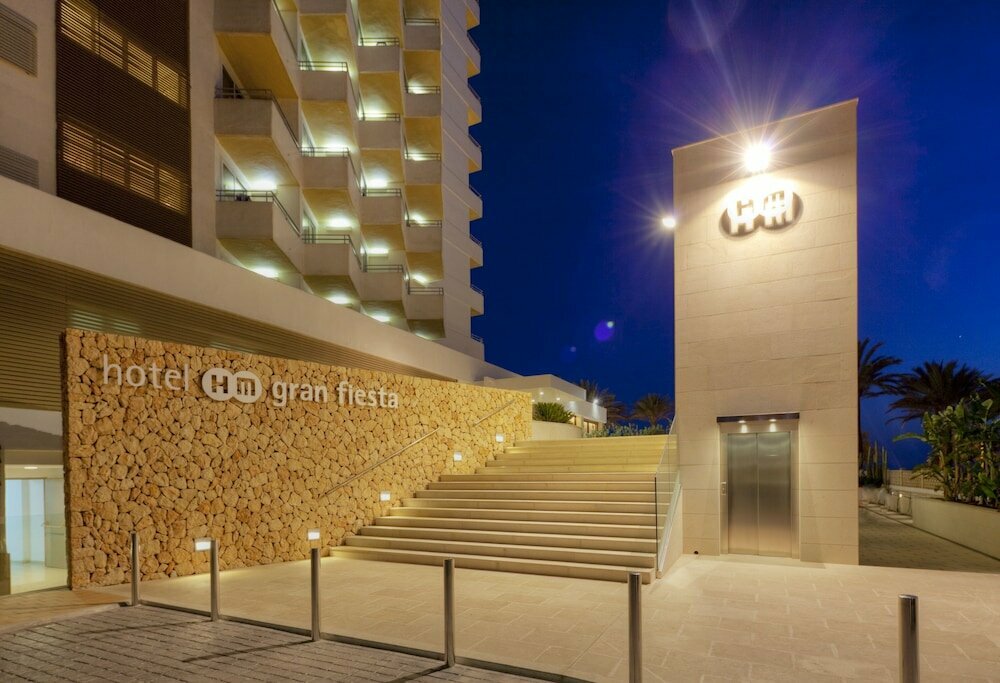 Otel Hm Gran Fiesta Hotel, Balear Adaları, foto