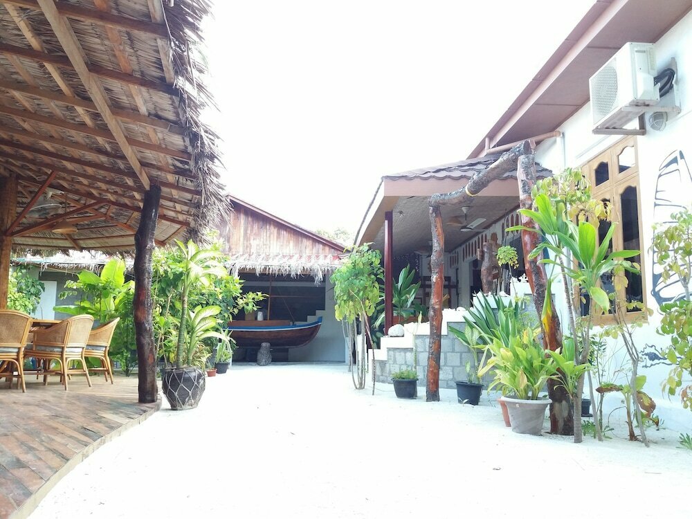 Otel Alvi Star Inn, Baa Atolü, foto