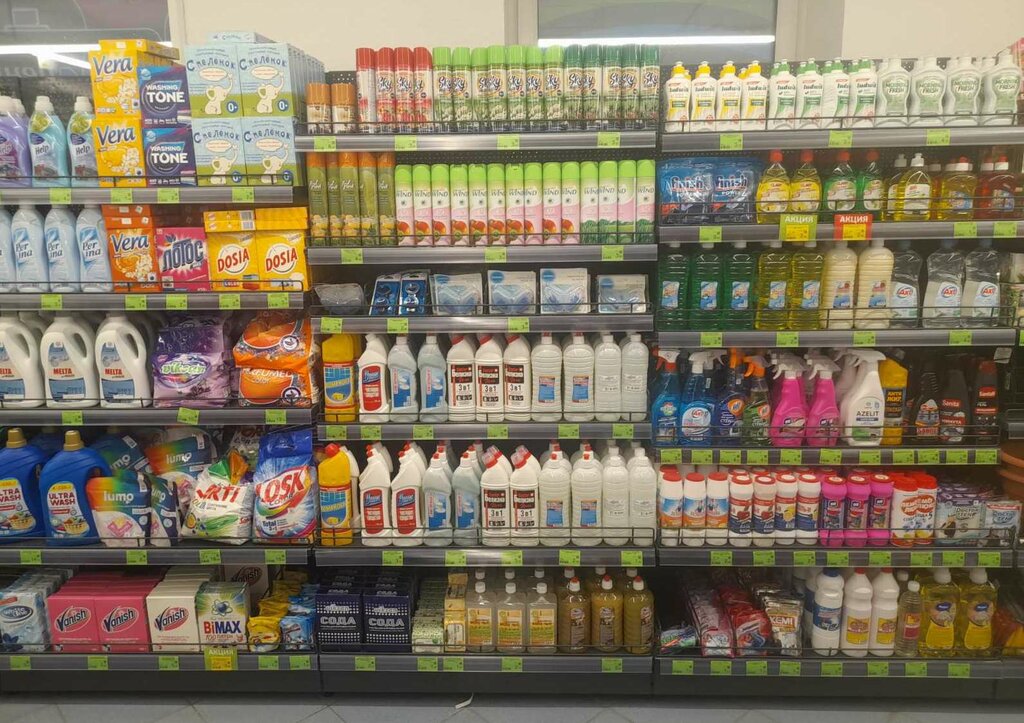 Ev eşyası mağazaları Tri tceny, Brest, foto