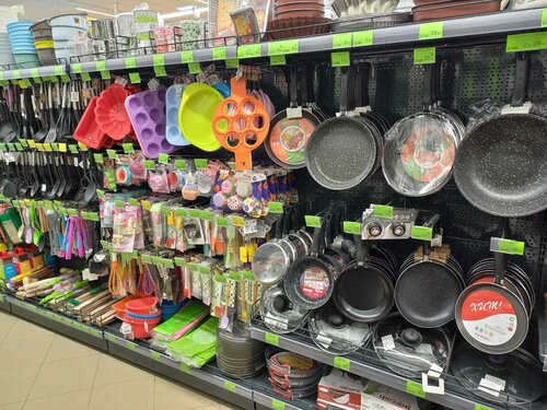 Alışveriş merkezleri Tri tceny, Vitebskaya oblastı, foto
