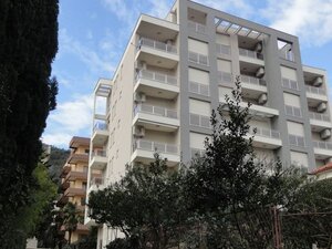 Center Apartment C 25 (No:3, gorodskoye naselye Budva), otel  Dünya'dan