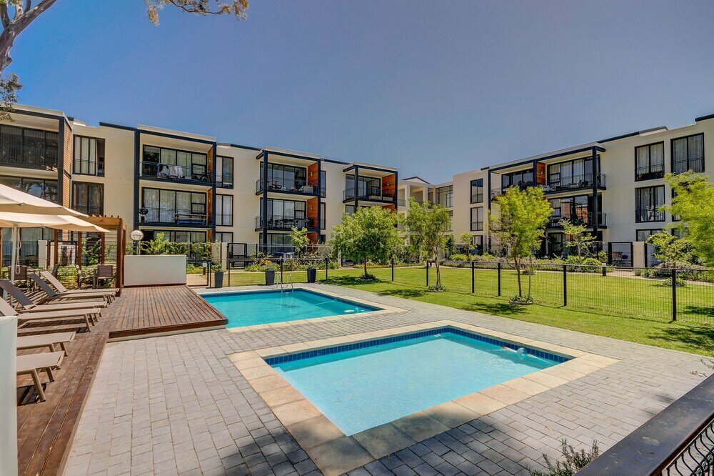 Otel UniqueStay Paardevlei Square 3 Bedrooms - Adults Only, Capetown, foto
