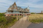 High-quality Holiday Apartment Right in the Center of Domburg (Ooststraat No:18, Domburg), otel  Zeeland'dan