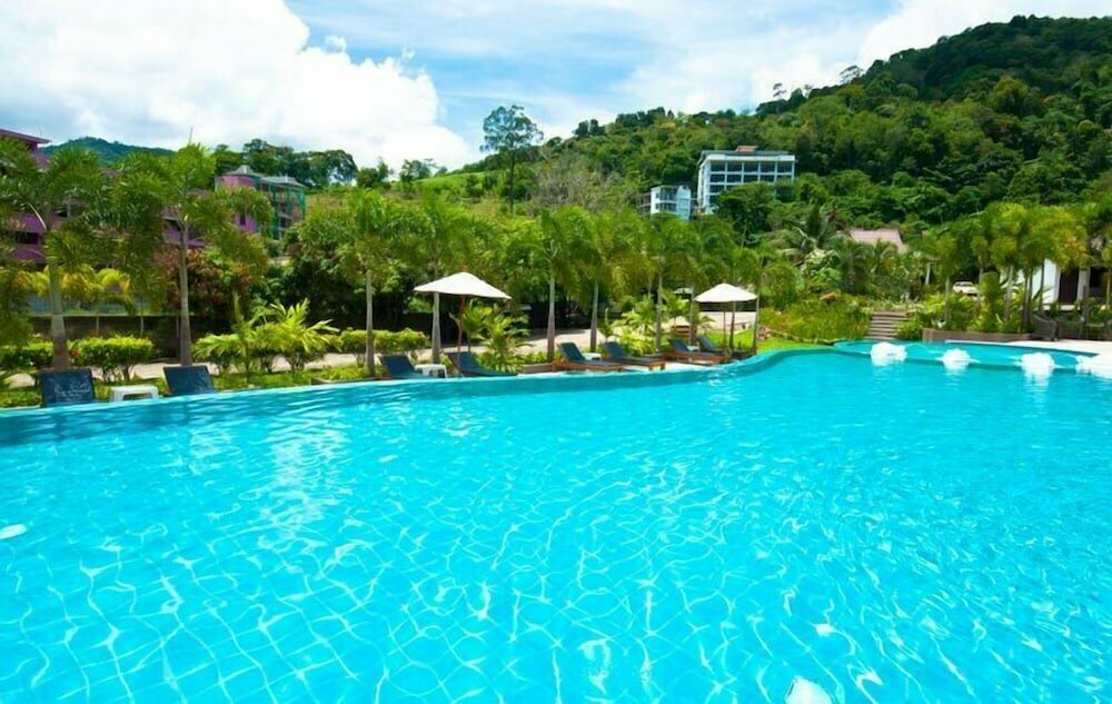 Kısa süreli konaklama The Hill Resort, Phuket Eyaleti, foto