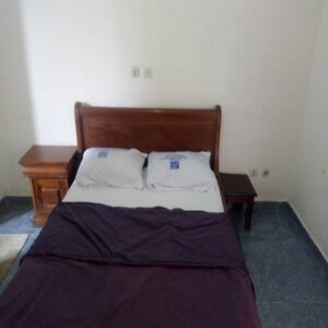 Paris Village (Bingerville, Eeci), otel  Dünya'dan