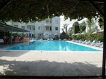 Akarsu Apart Otel (Antalya, Alanya, Avsallar Mah., Zafer Cad., 5/A), kısa süreli konaklama  Alanya'dan