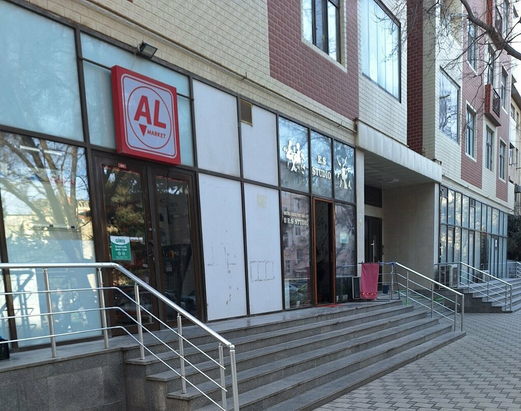 Güzellik salonu E. S. Studio, Bakü, foto