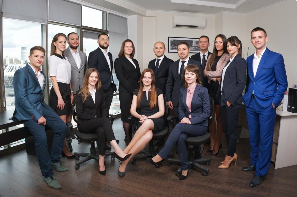 Helitaksiler Business Jets, Almatı, foto