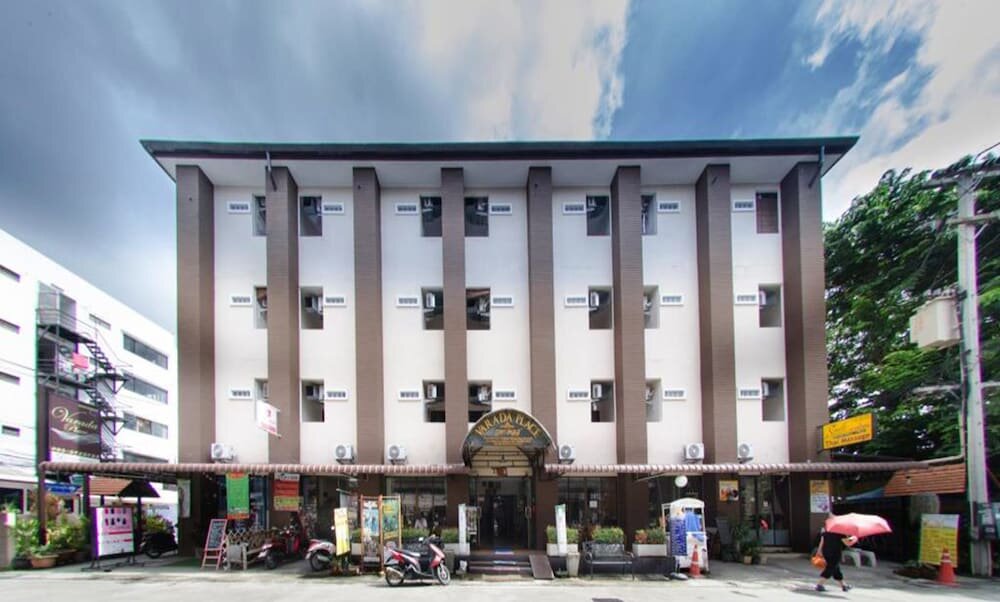 Otel Varada Place At Huay Keaw by Hjz, Chiang Mai, foto