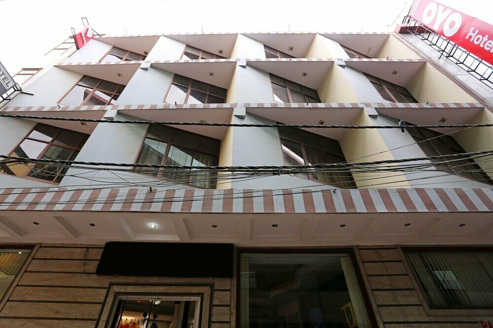 Otel Tryfenna by Oyo Rooms, Delhi, foto