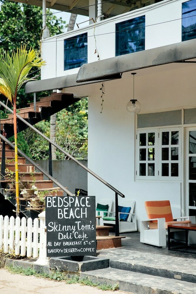 Otel Bedspace Beach, , foto