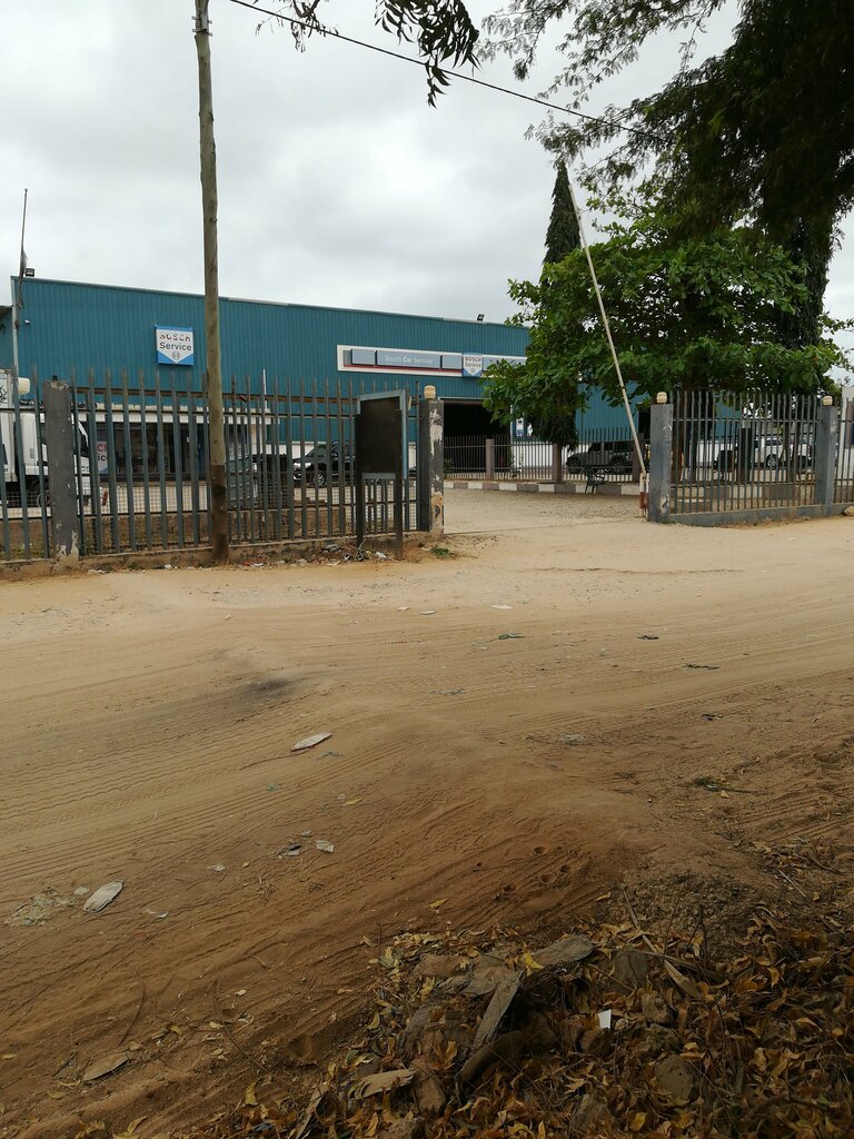 Otomobil servisi Bosch - Car Service, Loanda, foto