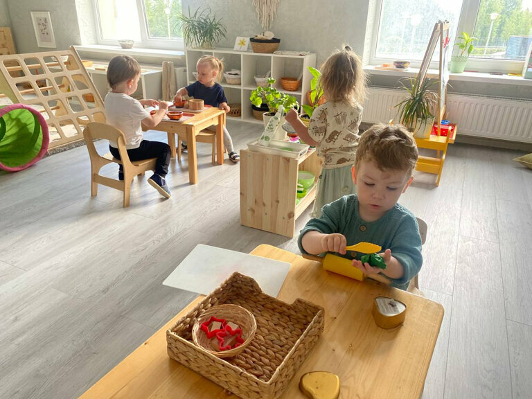 Çocuk gelişim merkezleri Монтессори Дом, Sestroretsk, foto