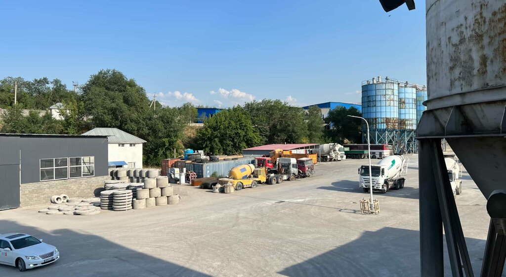 Beton ve beton ürünleri üreticileri BlueBeton, Almatı, foto