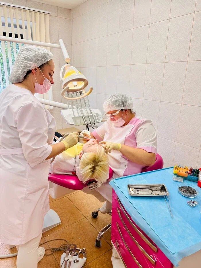 Özel ağız ve diş sağlığı klinikleri ve muayenehaneleri Eskulap-T, Yekaterinburg, foto