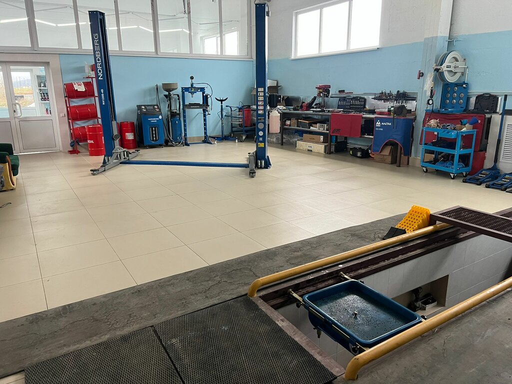Otomobil servisi Автосервис, автотехцентр, Yuriuzan, foto