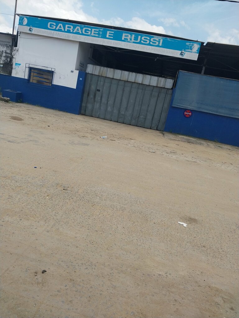 Otomobil servisi Garage E Russi, Abican, foto