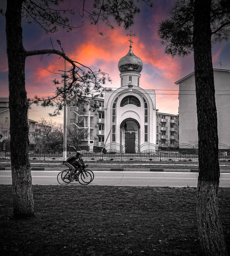 Şapel, haç anıtı Часовня, Anapa, foto