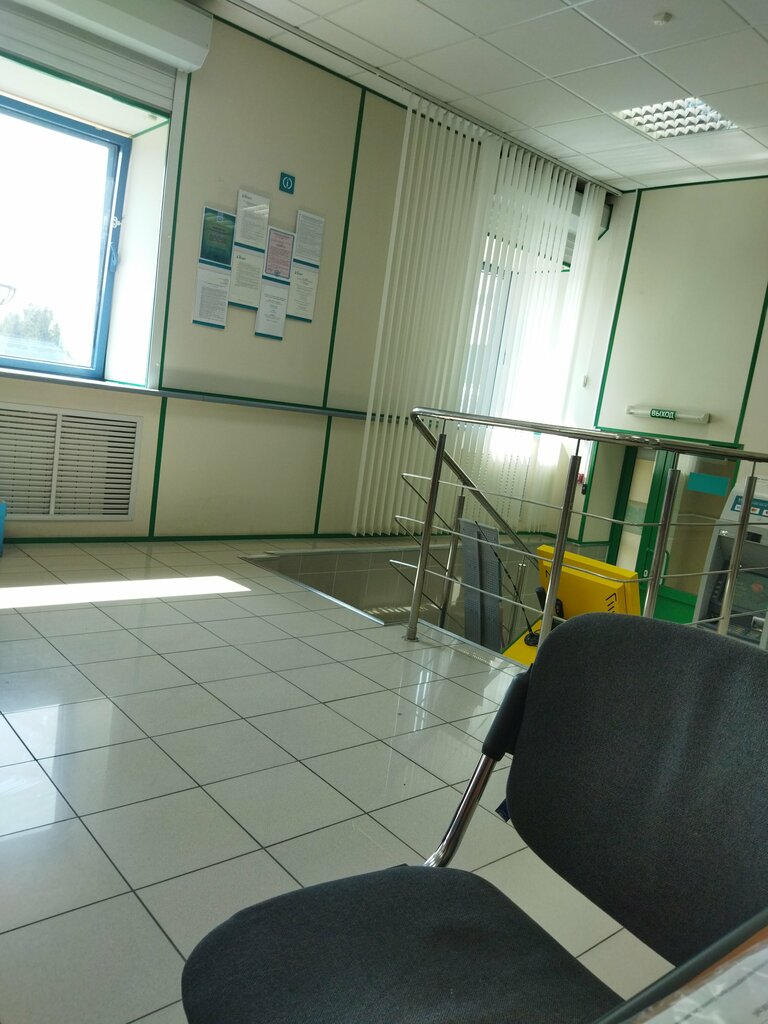 Ödeme terminali Bank Devon-Kredit, platezhny terminal, Naberejniye Çelny (Yar Çallı), foto