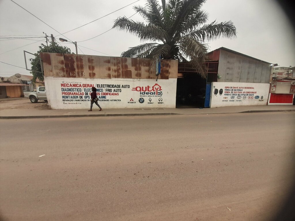 Otomobil servisi Auto Pechincha, Loanda, foto