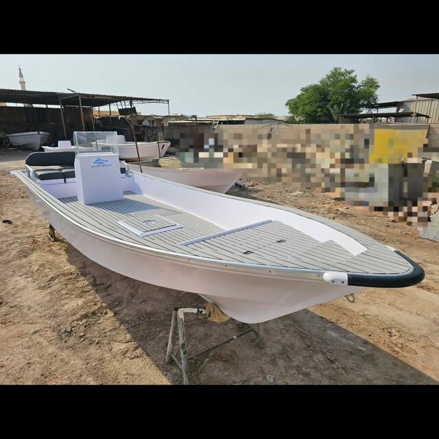 Cam atölye Al Majid Fiber Glass Factory LLC, Resül‑Hayme, foto