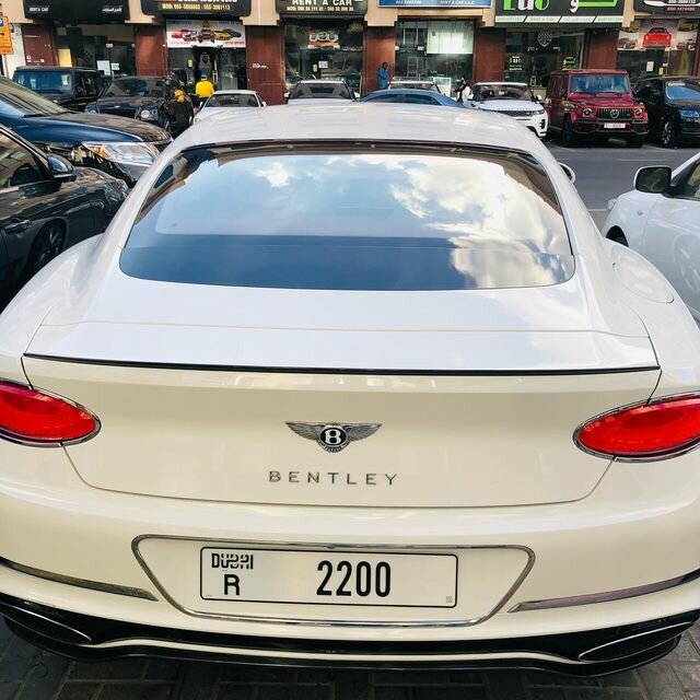 Oto kiralama Al Mehrezi Rent A Car LLC, Dubai, foto