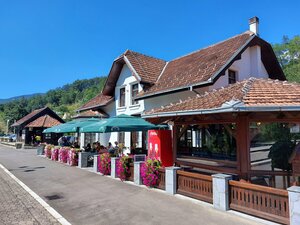 Šargan Eight (-), restoran  Dünya'dan