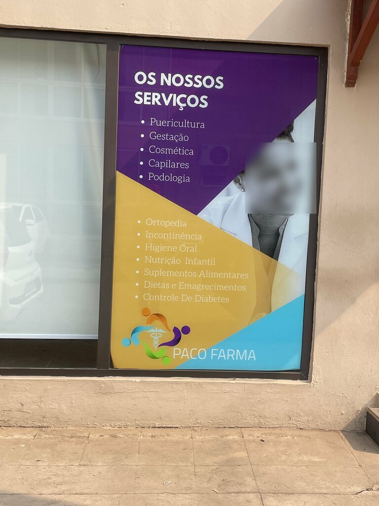 Tıp merkezleri ve klinikler Paco Farma, Loanda, foto