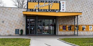 Kino Merkury (Lublin Voivodeship, Biała Podlaska, ulica Brzeska, 43), sinemalar  Biala Podlaska'dan