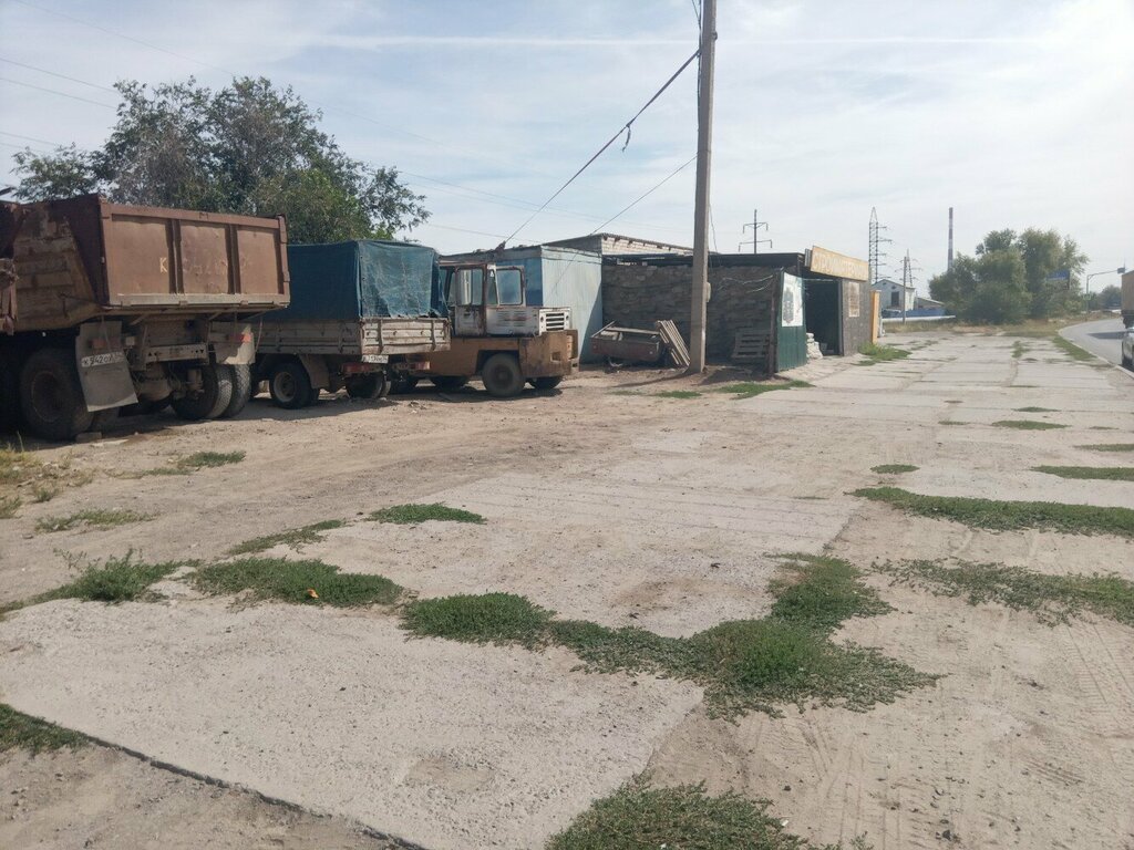 Yapı mağazası Стройматериалы, Voljski, foto