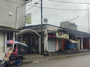 G des bats (Littoral, Wouri, Douala, Bali), bar  Douala'dan