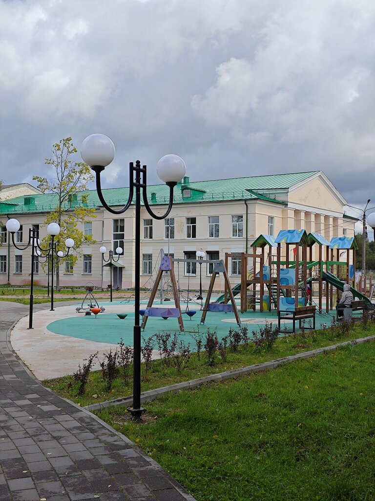 Oyun alanı Playground, Podorogie, foto