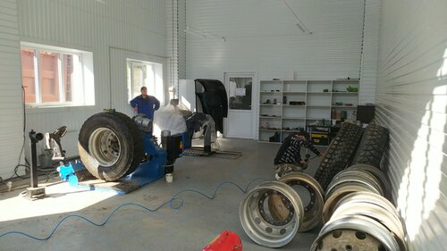 Otomobil servisi Шиномонтаж Алга, Başkurdistan, foto