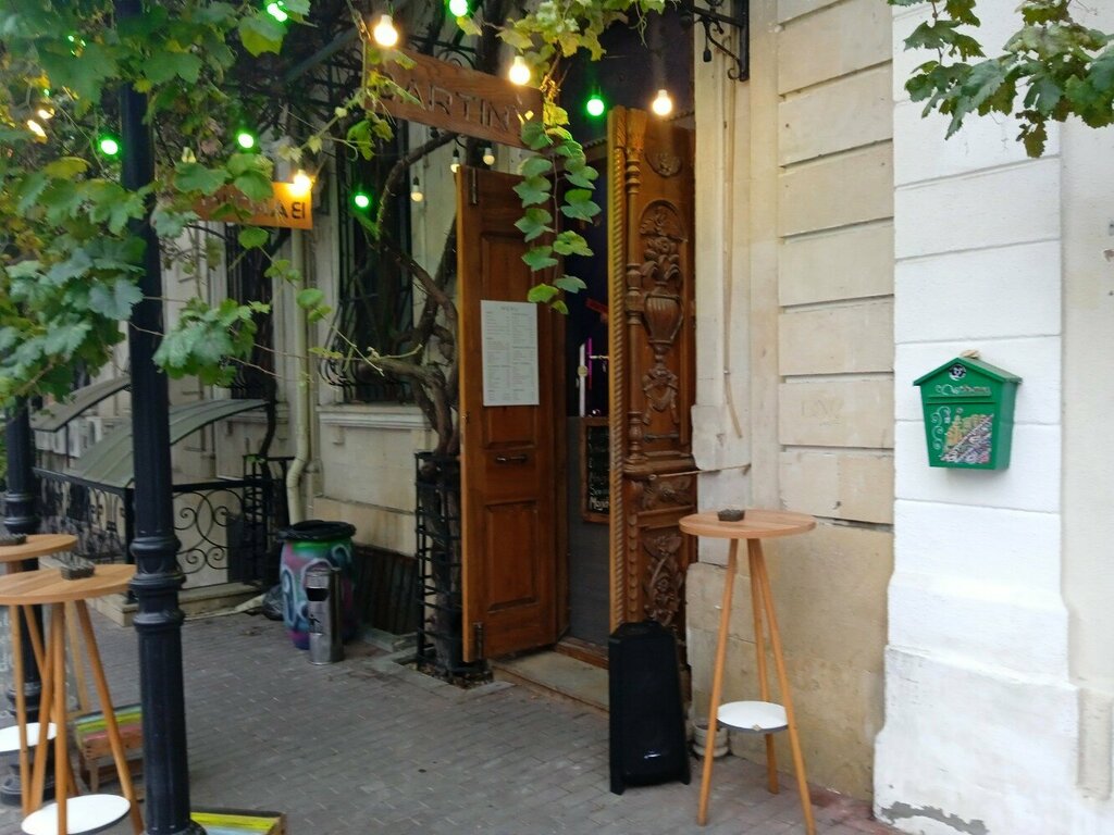 Bar Bartiny, Bakü, foto